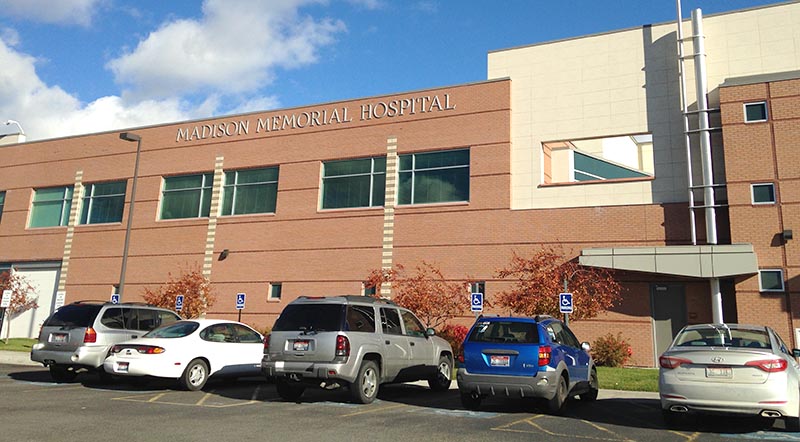 Crowd gathers to support doctor whose privileges were revoked by ...