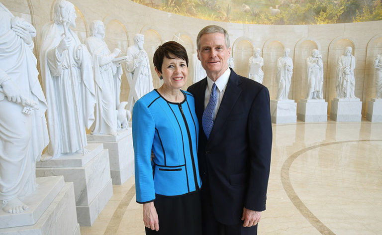 How Elder David Bednar and his wife, Susan, prepare for General ...